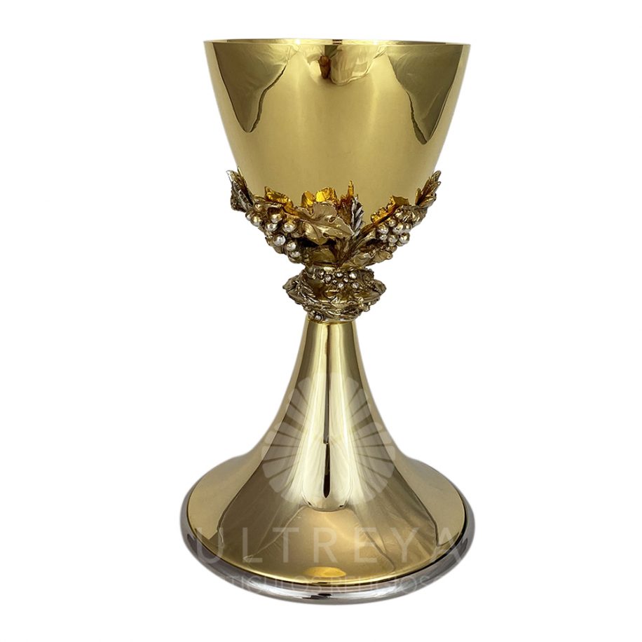 CALIZ DORADO UVAS RELIEVE - Artículos Religiosos Ultreya